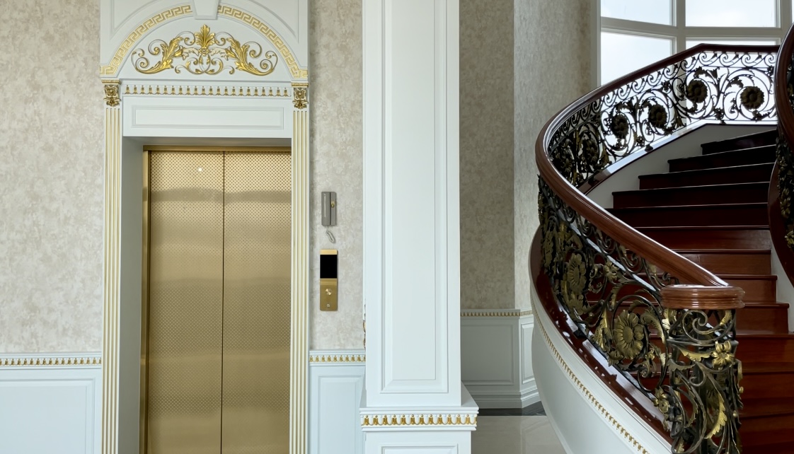 Ultra Luxury Golden Lift - Amatalift - ผลงานของเรา